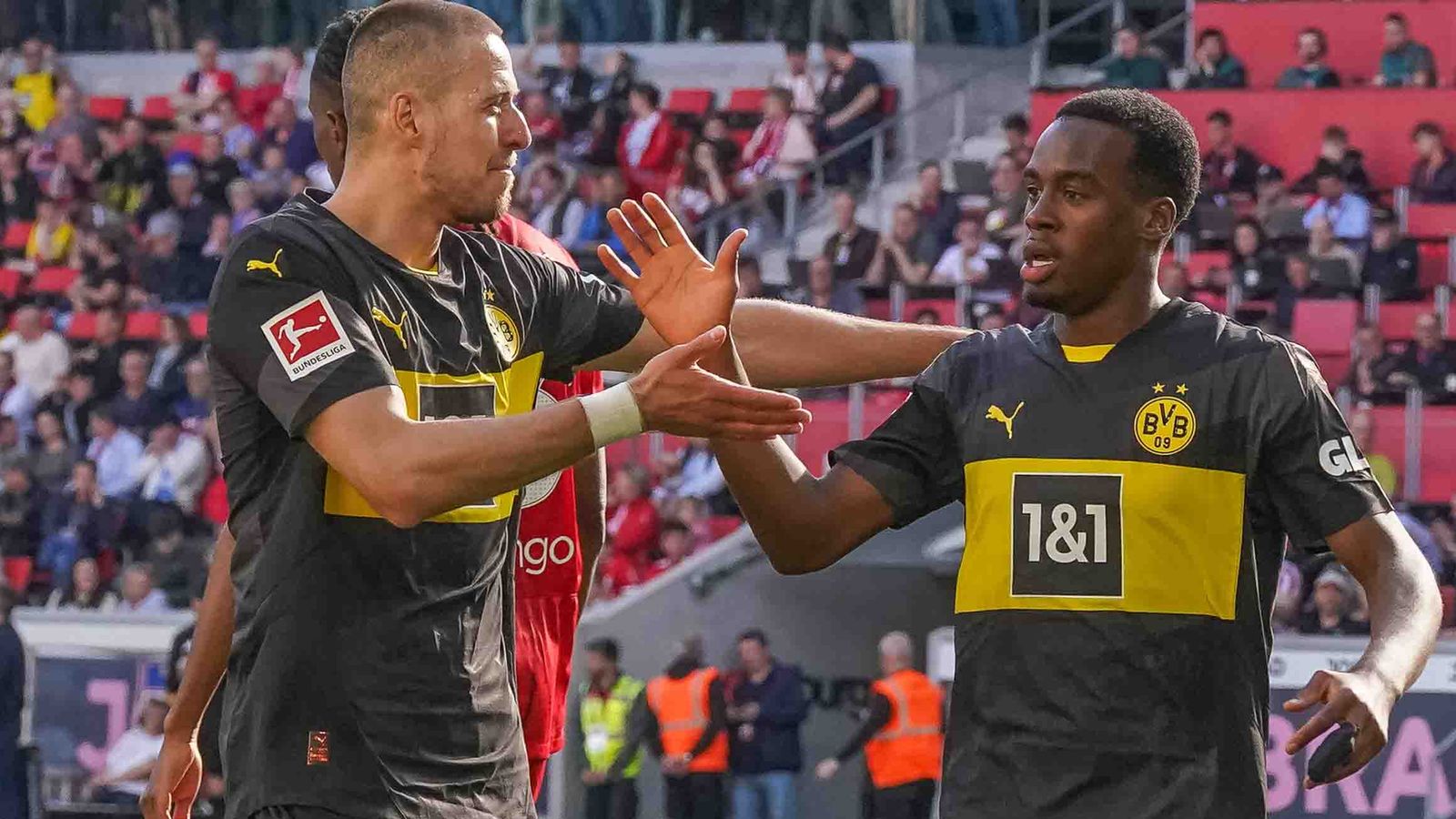 Jamie Gittens will Borussia Dortmund im Sommer verlassen | Fußball News | Sky Sport