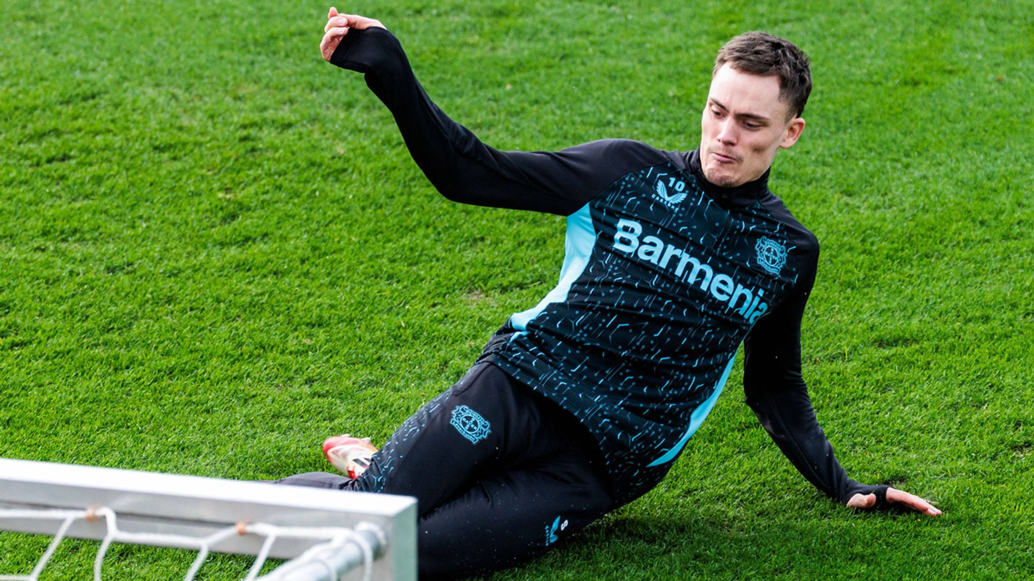 Florian Wirtz wieder voll im Teamtraining bei Bayer Leverkusen - Comeback naht | Fußball News ...