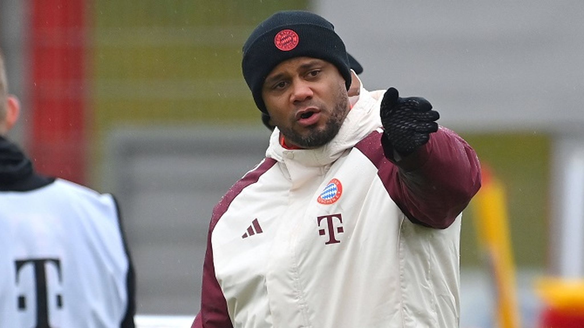 Bayern-Trainer Vincent Kompany gibt Update zu Kim, Goretzka und ...