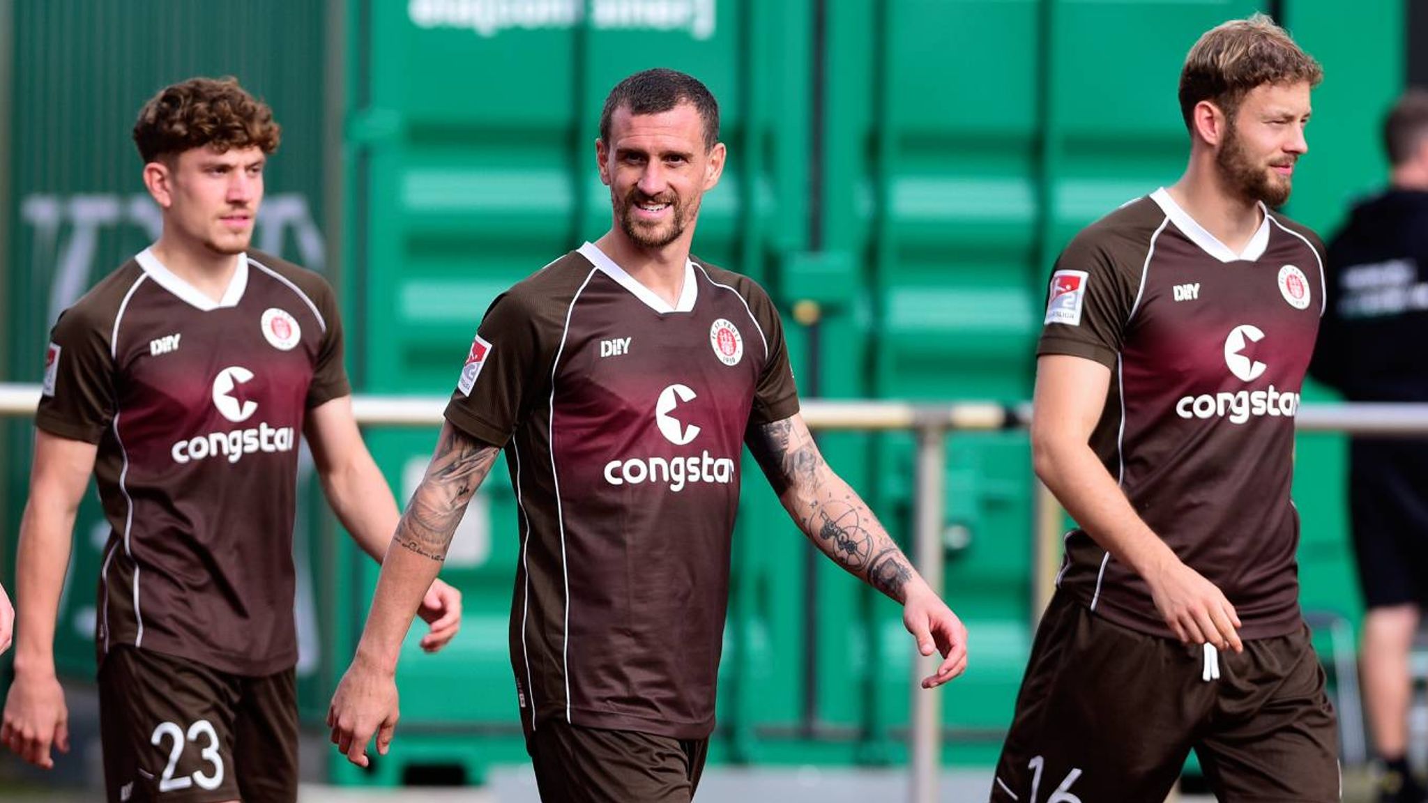Simon Zoller kehrt nach Karriereende beim FC St. Pauli zum VfL Bochum ...