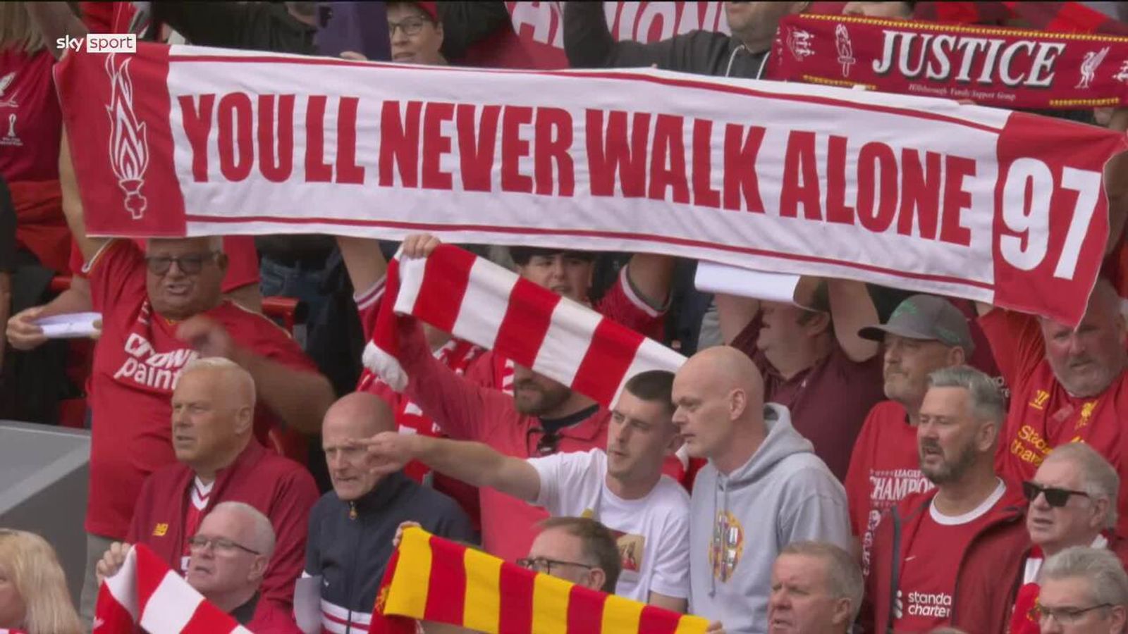 You’ll Never Walk Alone - Klopp & Reds-Legenden stimmen mit ein ...