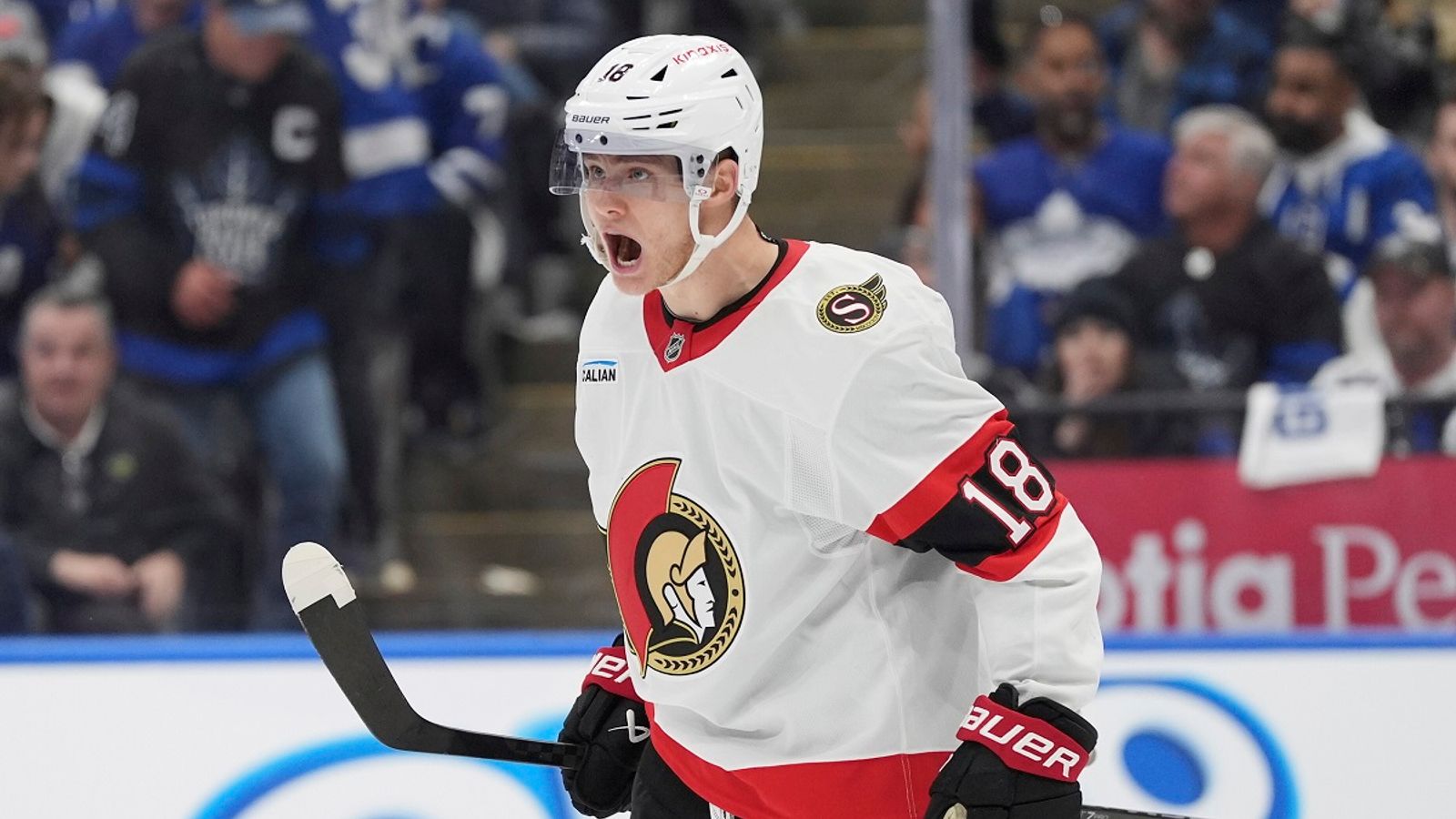 NHL-Star Tim Stützle ist angeschlagen - der DEB bangt um WM-Zusage ...