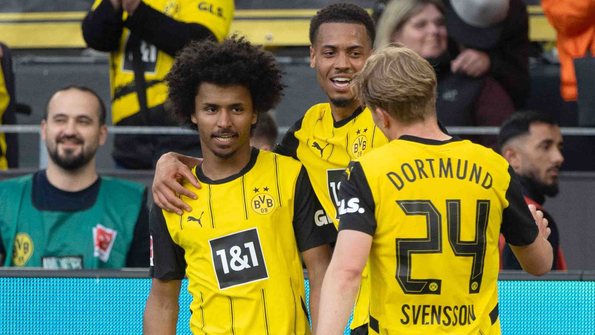 BVB sichert sich Vodafone als Hauptsponsor | Fußball News | Sky Sport