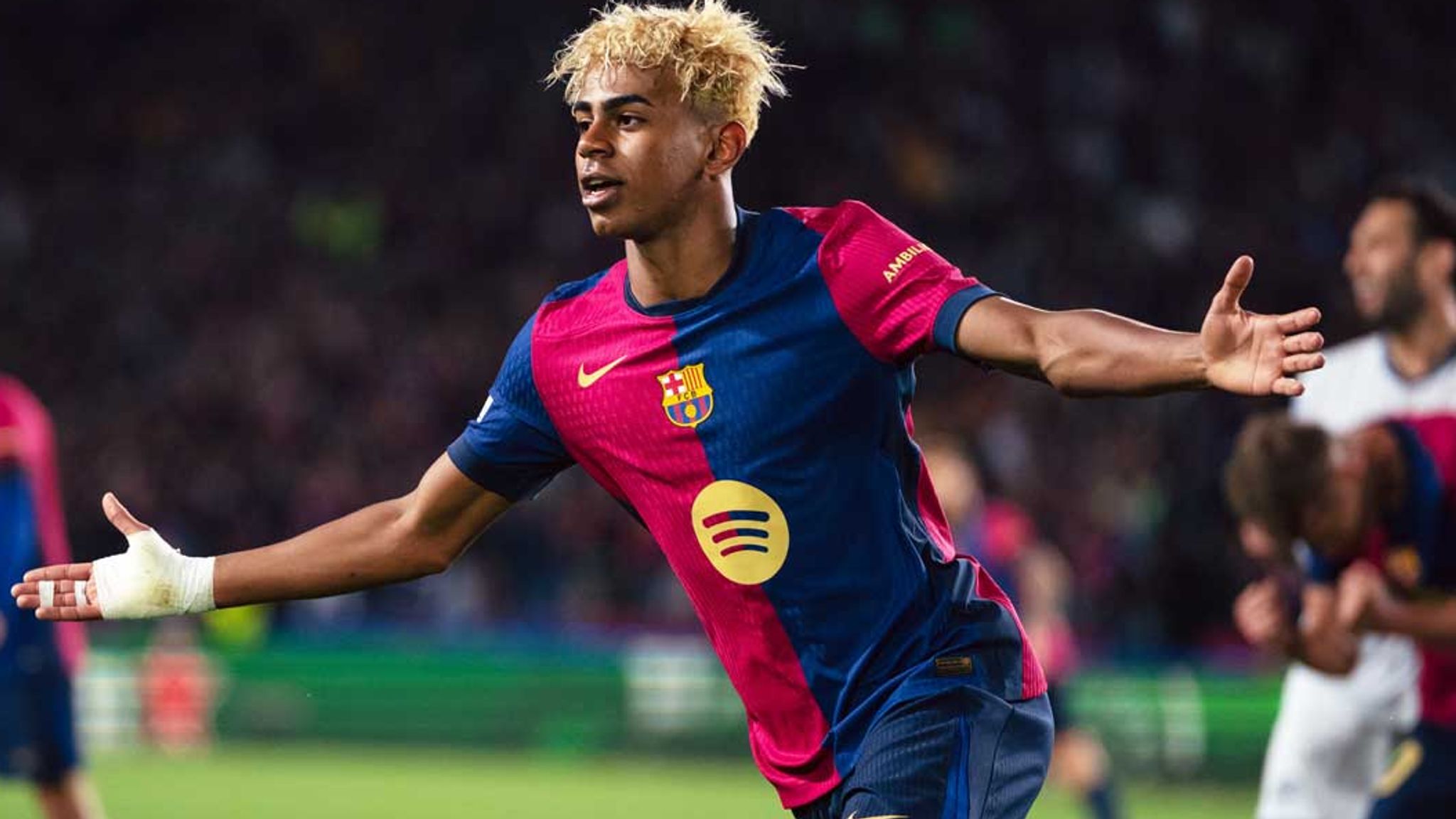 Lamine Yamal winkt ein neuer Vertrag beim FC Barcelona | Transfer Centre News | Sky Sport