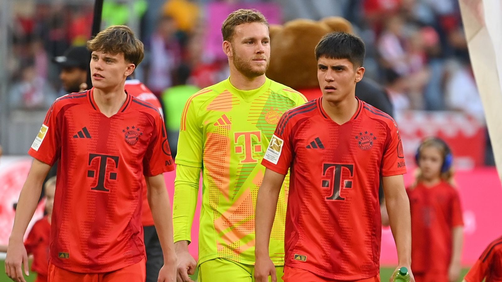 Matteo Perez Vinlöf vom FC Bayern steht vor einem Wechsel zu Dinamo ...