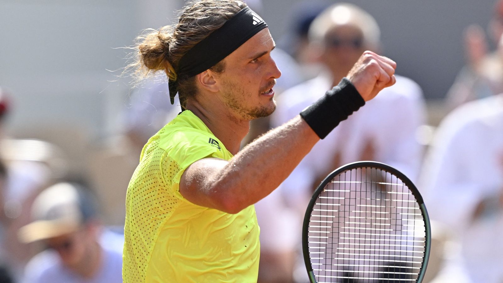 Gelungener Auftakt in Stuttgart! Zverev besiegt Moutet | Tennis News ... Gelungener Auftakt in Stuttgart! Zverev besiegt Moutet | Tennis News ...