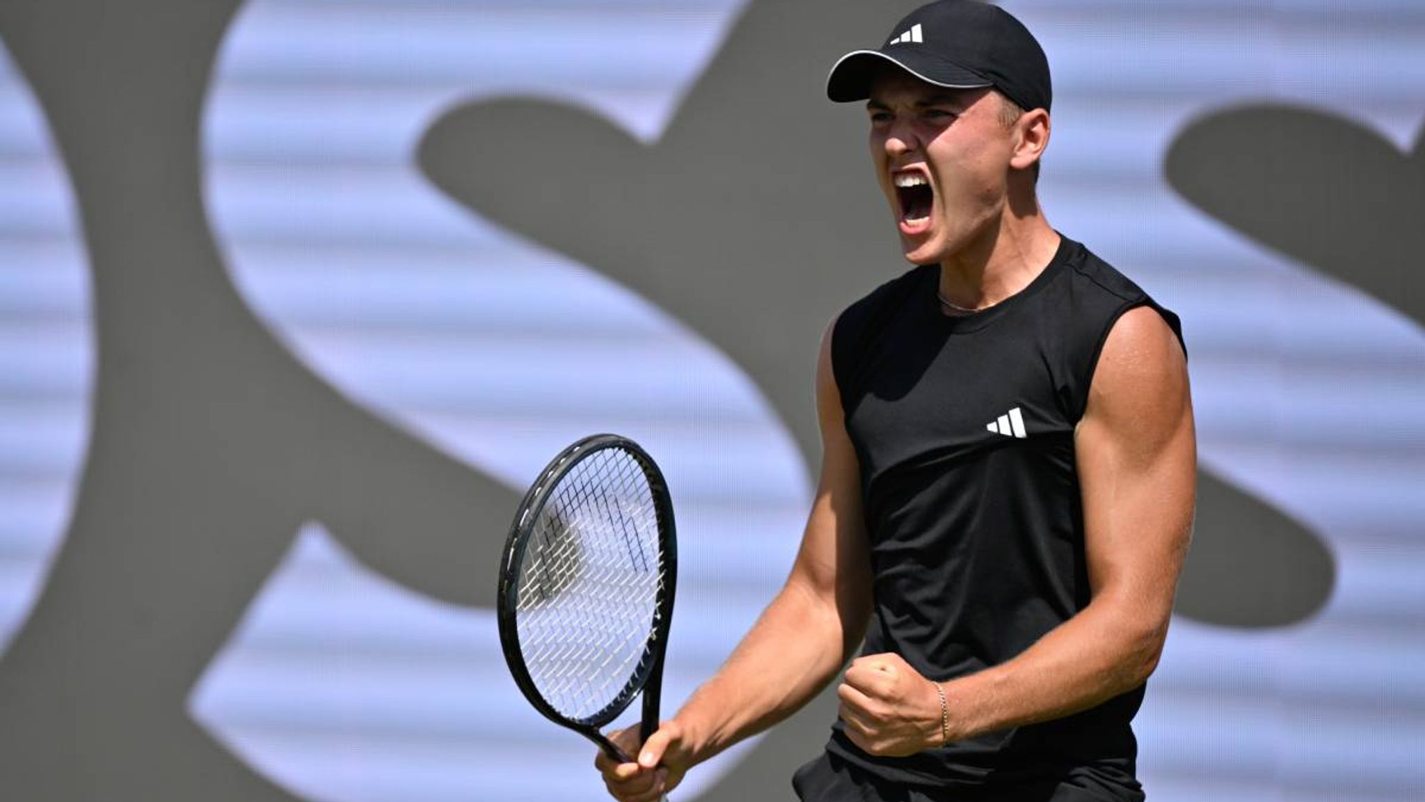 Tennis: Engel darf beim Rasenturnier auf Mallorca antreten | Tennis ...