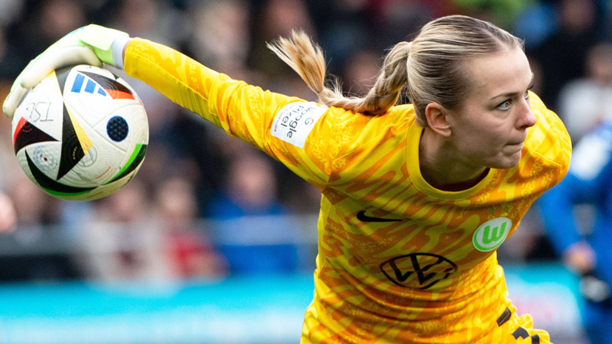 Merle Frohms vom VfL Wolfsburg zu Real Madrid | Transfer Centre News ...