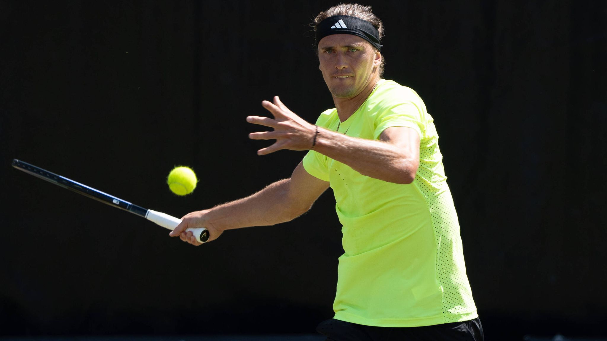 Alexander Zverev zieht in Stuttgart ins Viertelfinale ein | Tennis News ... Alexander Zverev zieht in Stuttgart ins Viertelfinale ein | Tennis News ...