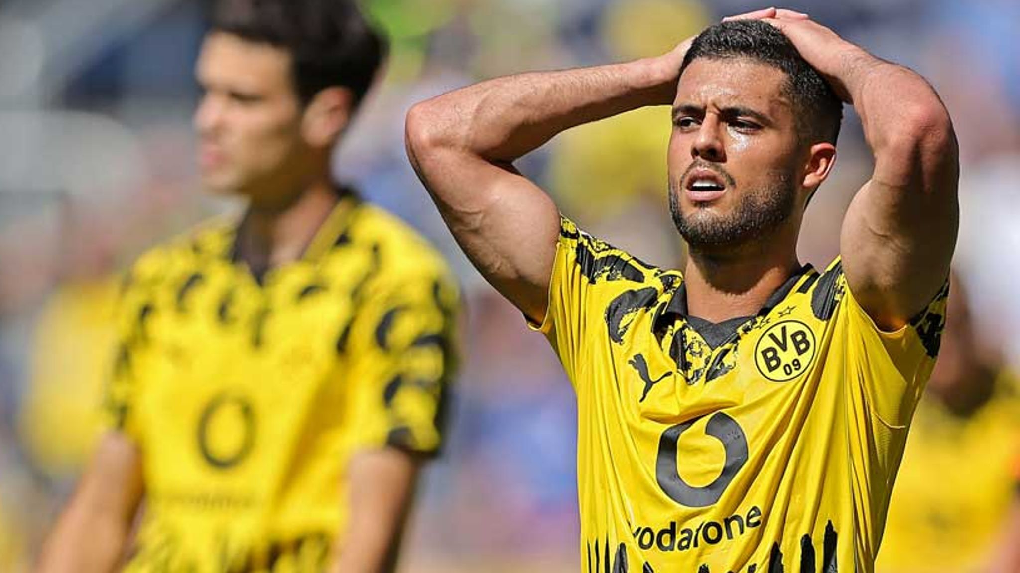 BVB-Profi Yan Couto gibt Anpassungsprobleme in Deutschland zu | Fußball ...