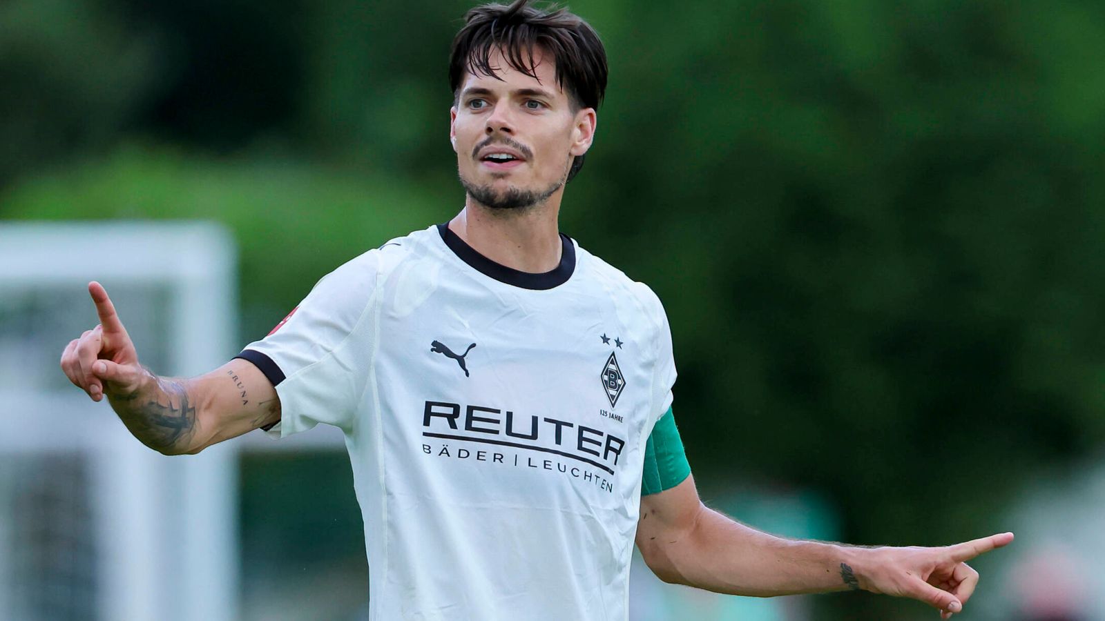 Nicolas Jackson wechselt vom FC Chelsea zum FC Bayern | Transfer Centre News | Sky Sport