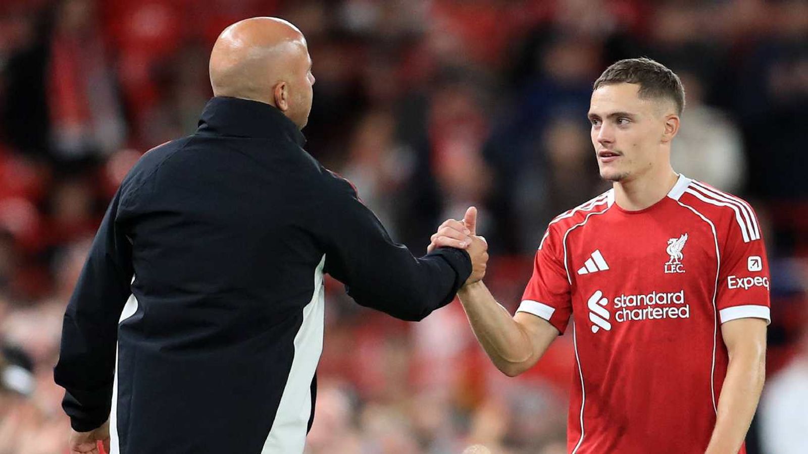 Liverpool-Trainer Arne Slot ist von Florian Wirtz begeistert | Fußball ...