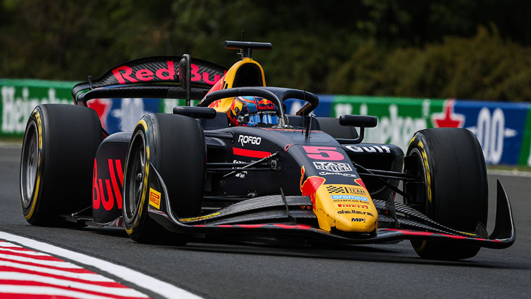 Oliver Goethe erreicht in der Formel 2 im Sprint Rang fünf | Formel 1 ...