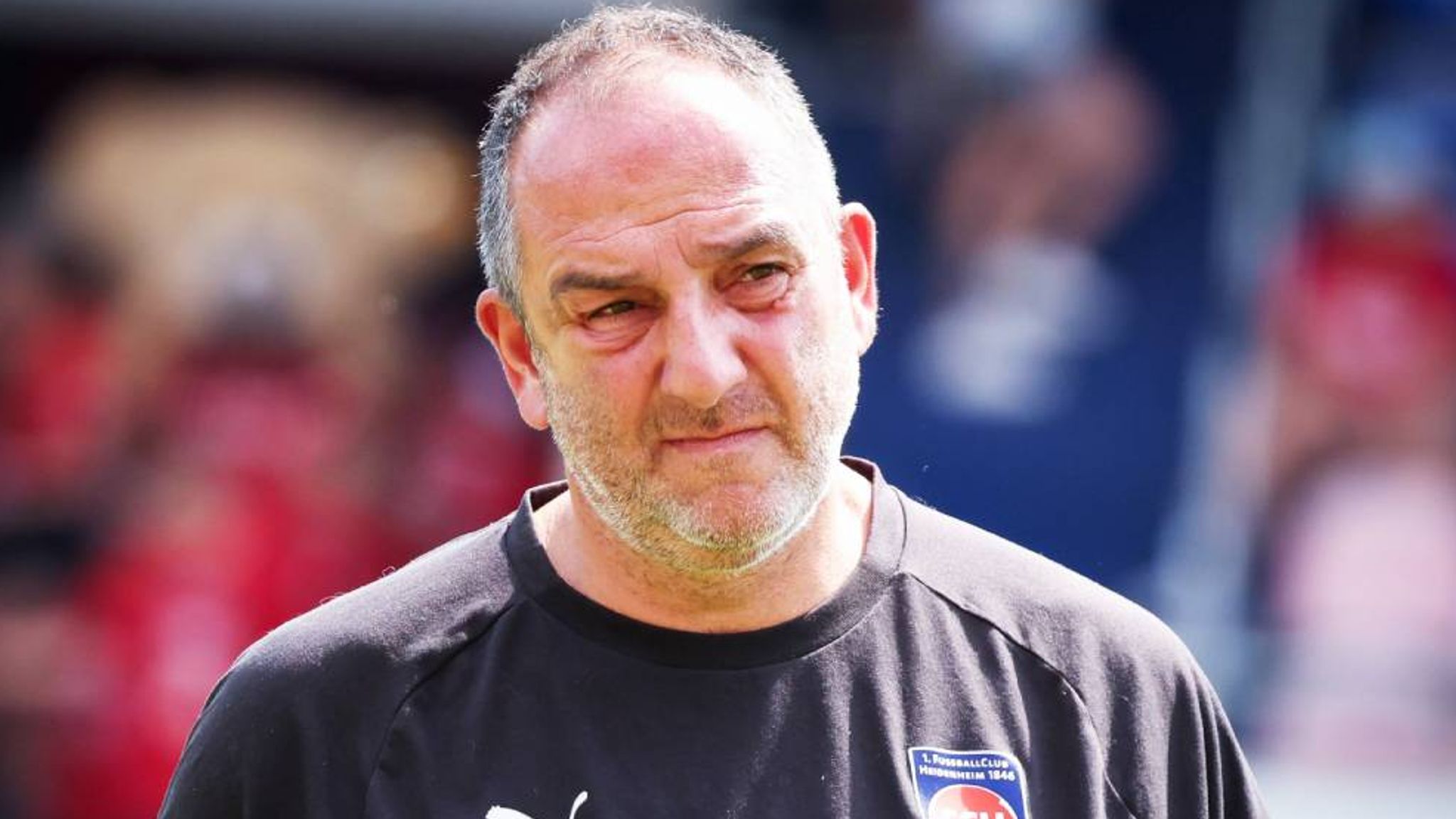 Trainer Frank Schmidt stellt Mannschaftsrat beim 1. FC Heidenheim ...