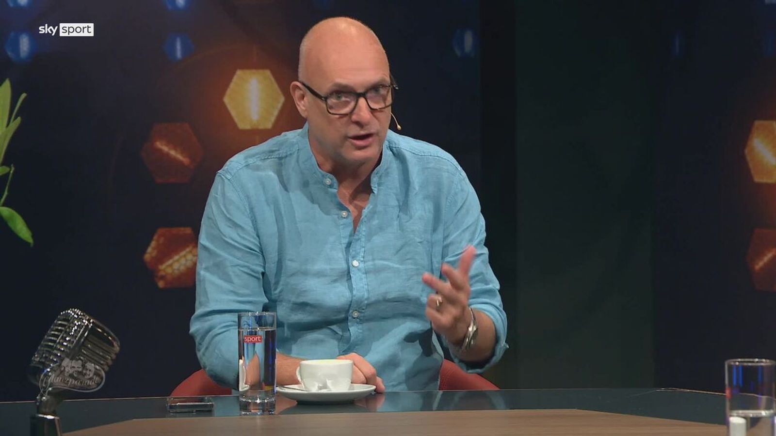 "Da kann sich jede Mannschaft eine Scheibe von abschneiden" | Fußball ...