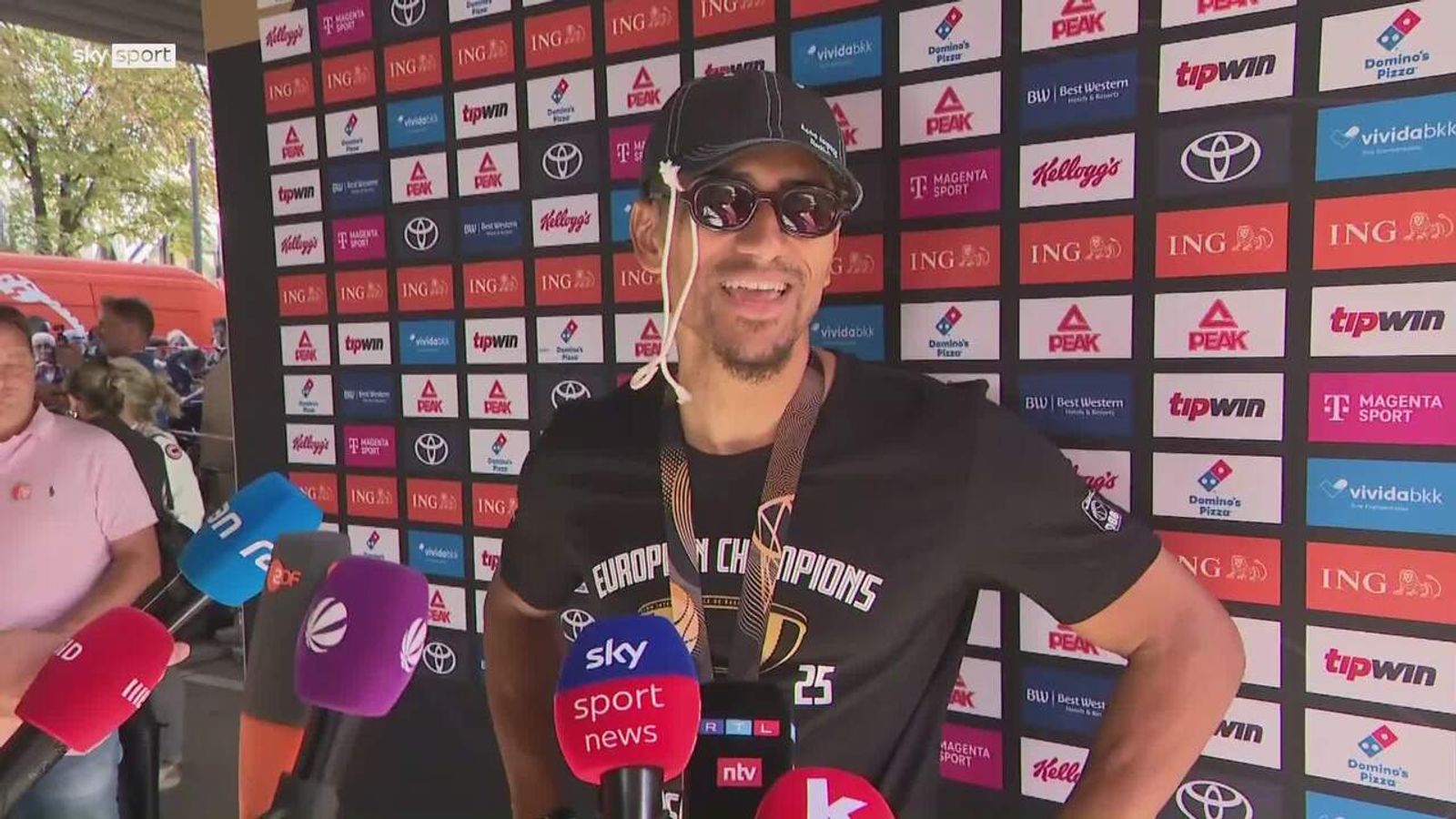 Maodo Lo: ''Sind eine Gruppe von Freunden, die Basketball spielt ...