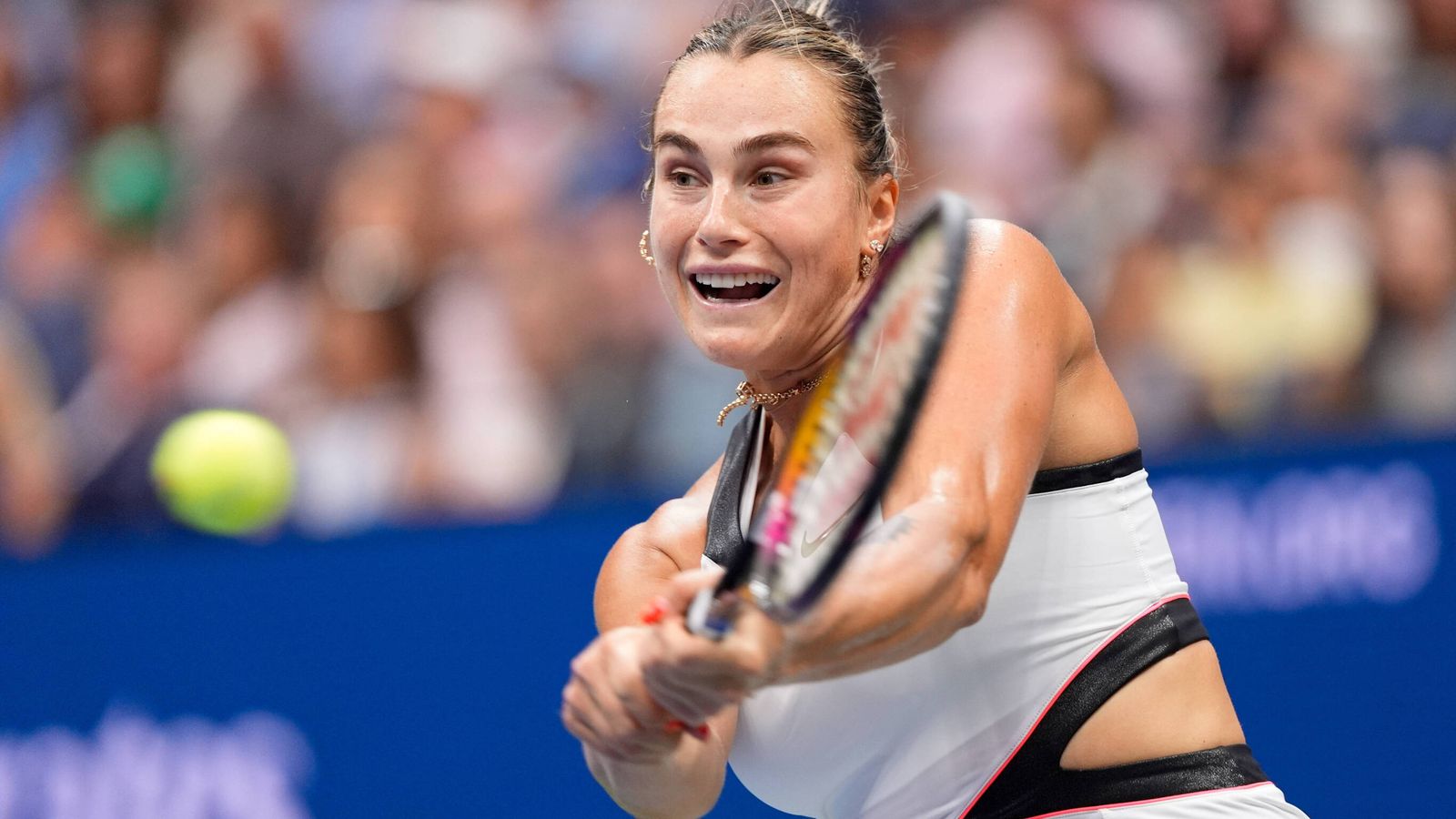 Titel verteidigt! Sabalenka gewinnt Finale der US Open gegen Anisimova | Tennis News | Sky Sport