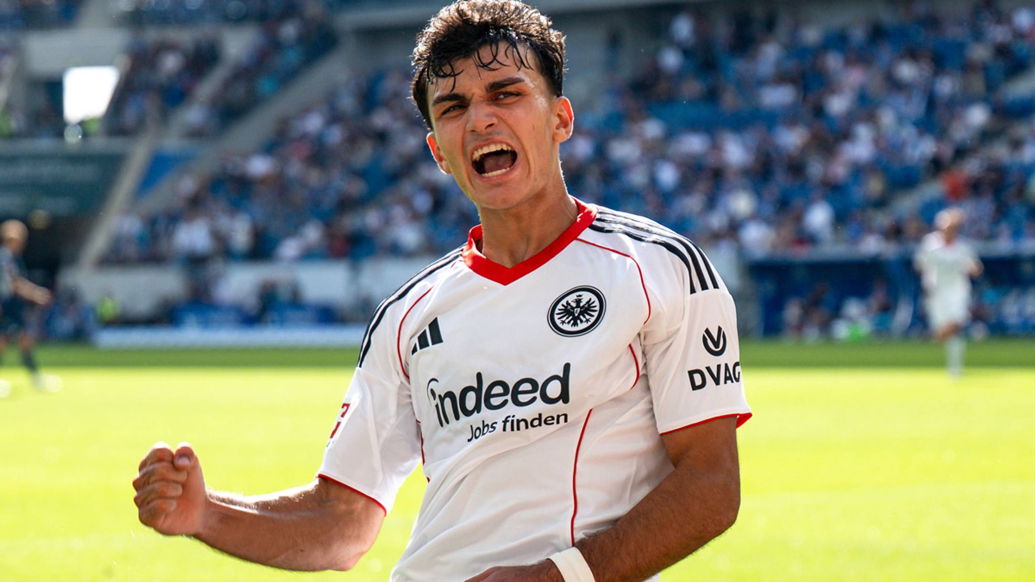 Eintracht-Sportdirektor exklusiv: Wird Uzun der nächste Mega-Abgang ...