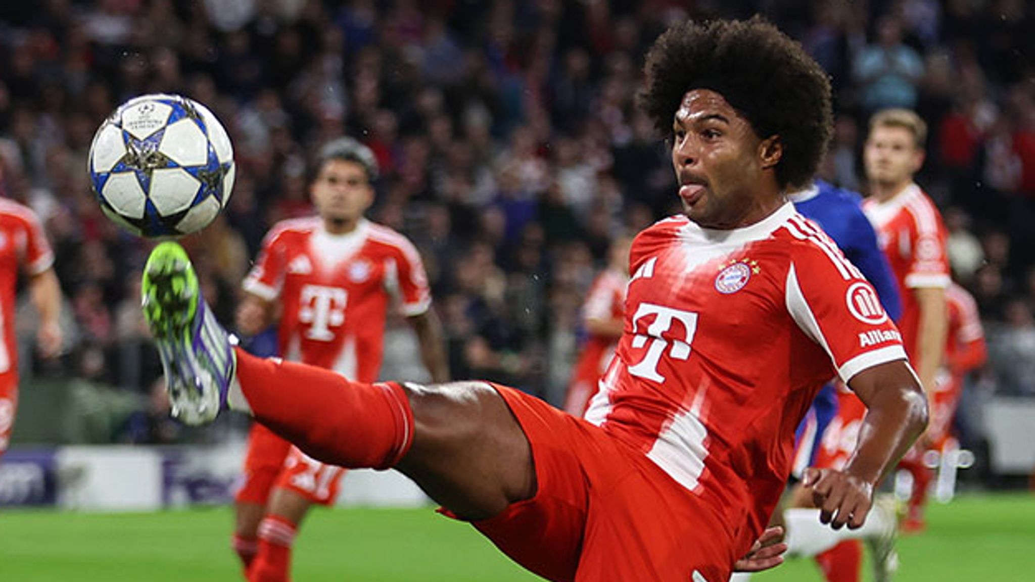 Serge Gnabry entzückt den FC Bayern - Sonderlob von Kimmich & Dreesen | Fußball News | Sky Sport