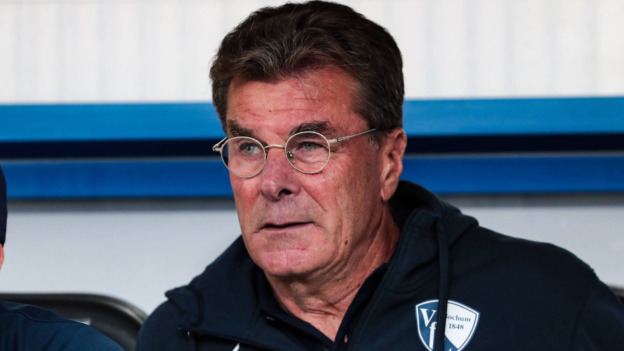 Dieter Hecking meldet sich nach Entlassung in Bochum zu Wort | Fußball ...