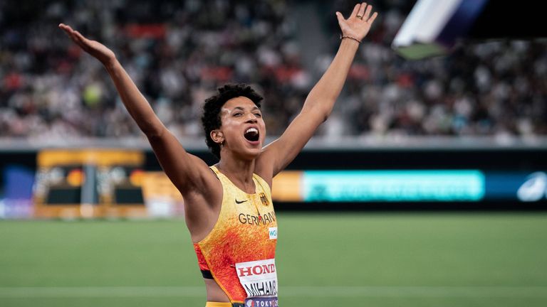 Malaika Mihambo gewinnt Silber bei Leichtathletik-WM | Mehr Sport News ...