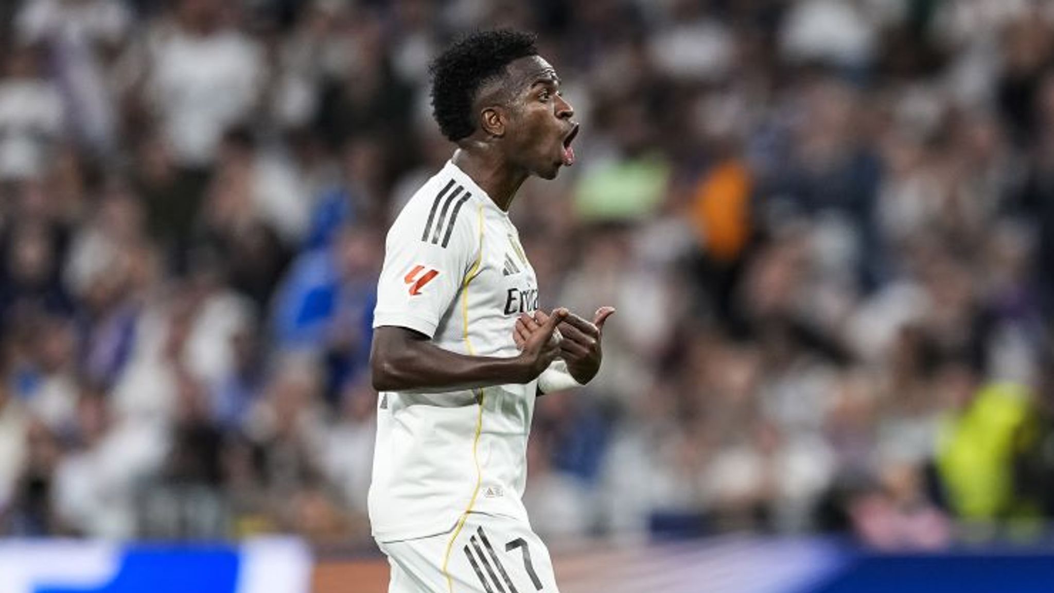 Real-Star Vini Jr. flippt nach seiner Auswechslung beim Clasico-Sieg ...