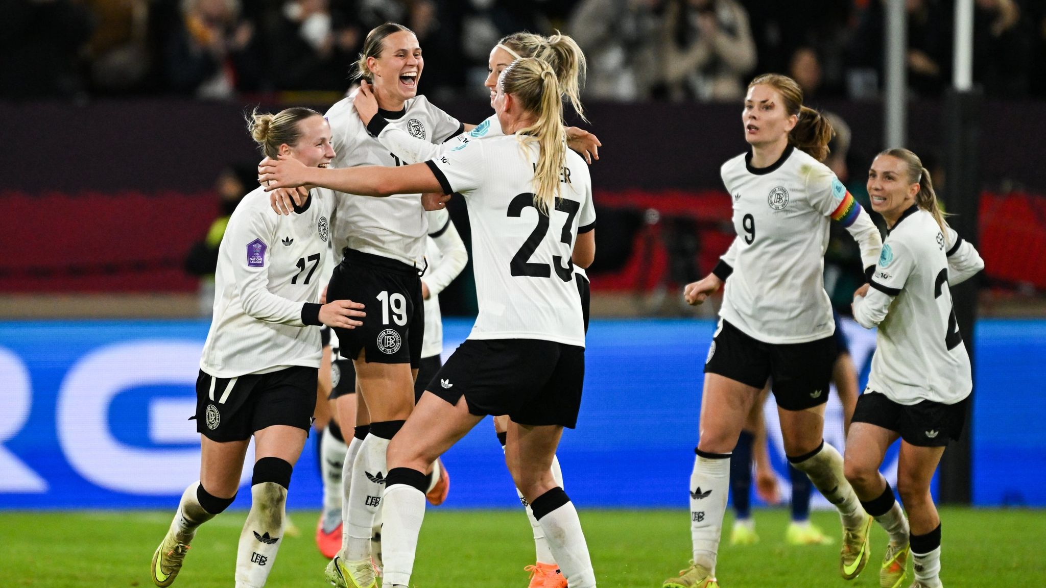 Deutschland gegen Slowenien LIVE: Übertragung Frauen WM-Qualifikation ...