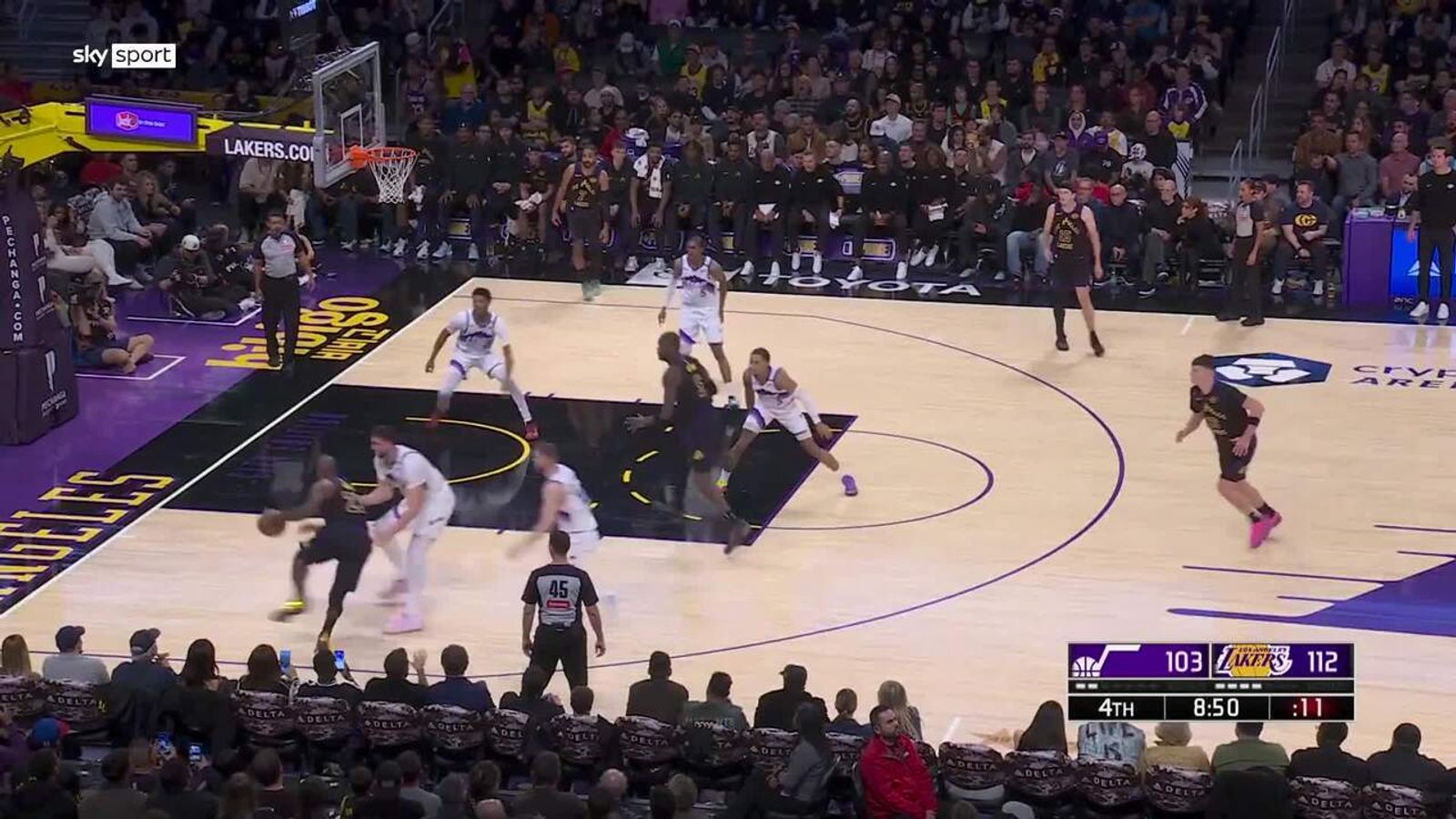 Double-Double im Saisondebüt: Welcome back King James! | NBA News | Sky ...