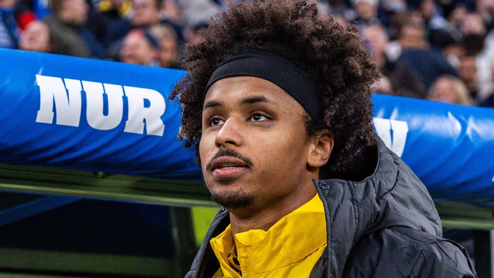 Neue Details! Platzt die Adeyemi-Verlängerung beim BVB? | Transfer ...