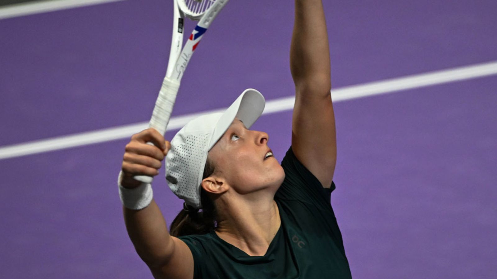 Iga Swiatek zeigte bei ihrem Auftaktsieg bei den WTA Finals eine ...