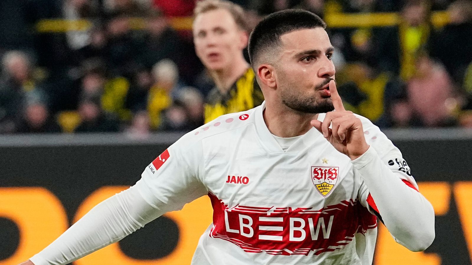 VfB-Star Deniz Undav überragt beim BVB, wird gefeiert & lobt auch sich ...
