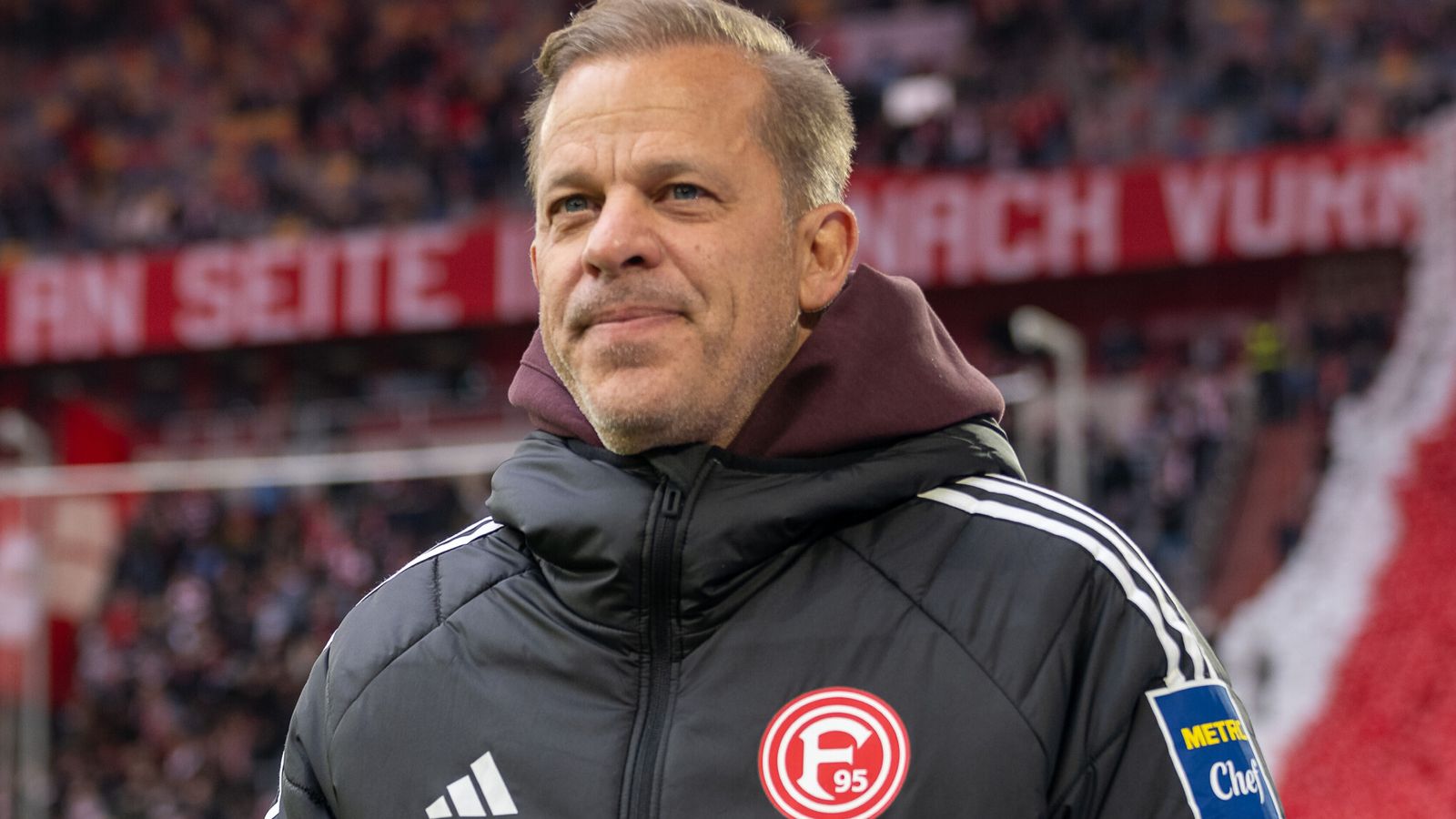 Sven Mislintat bestätigt: Markus Anfang bleibt Trainer bei Fortuna ...