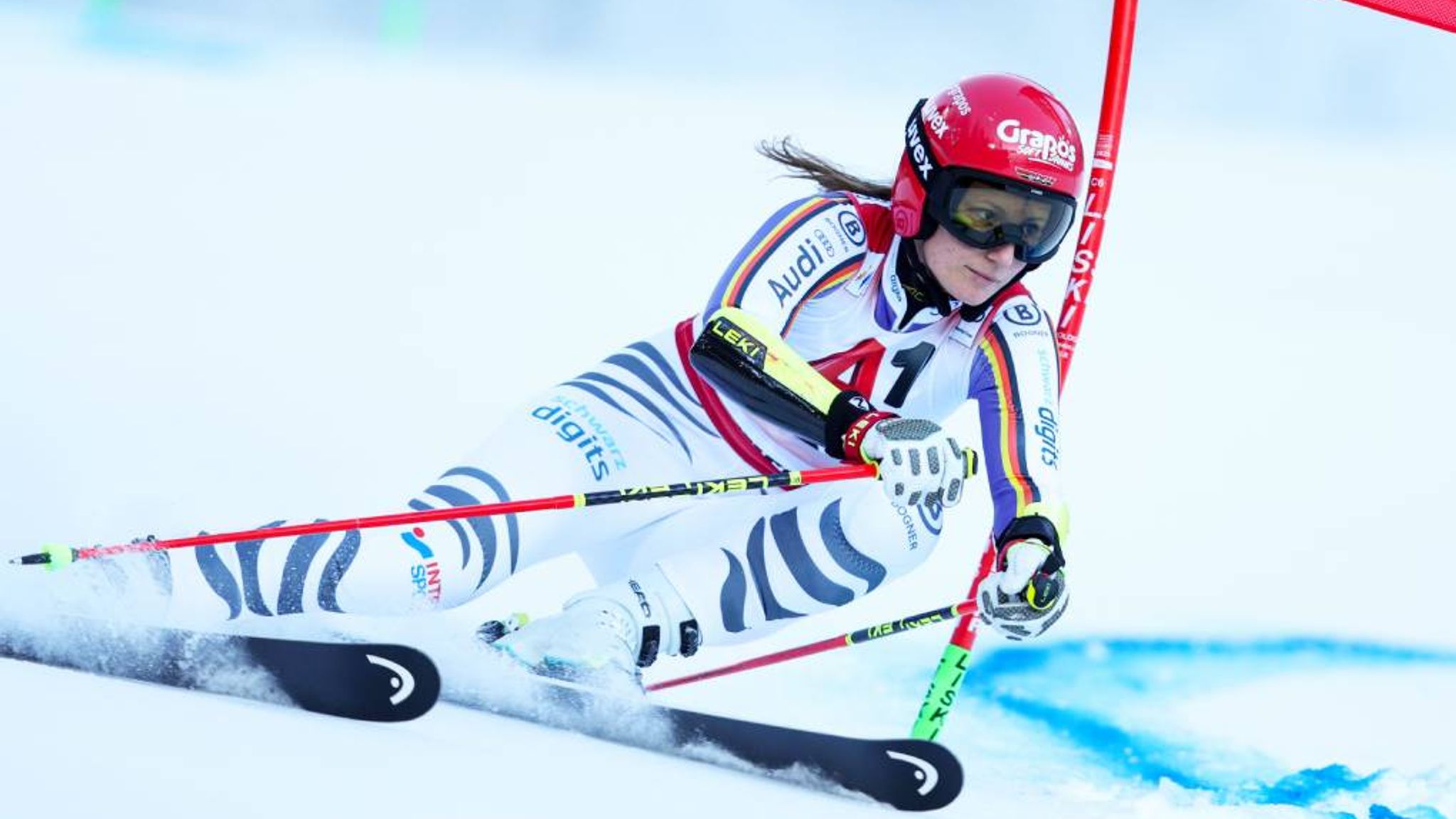 Deutsche Skifahrerinnen um Lena Dürr überzeugen beim Riesenslalom in ...