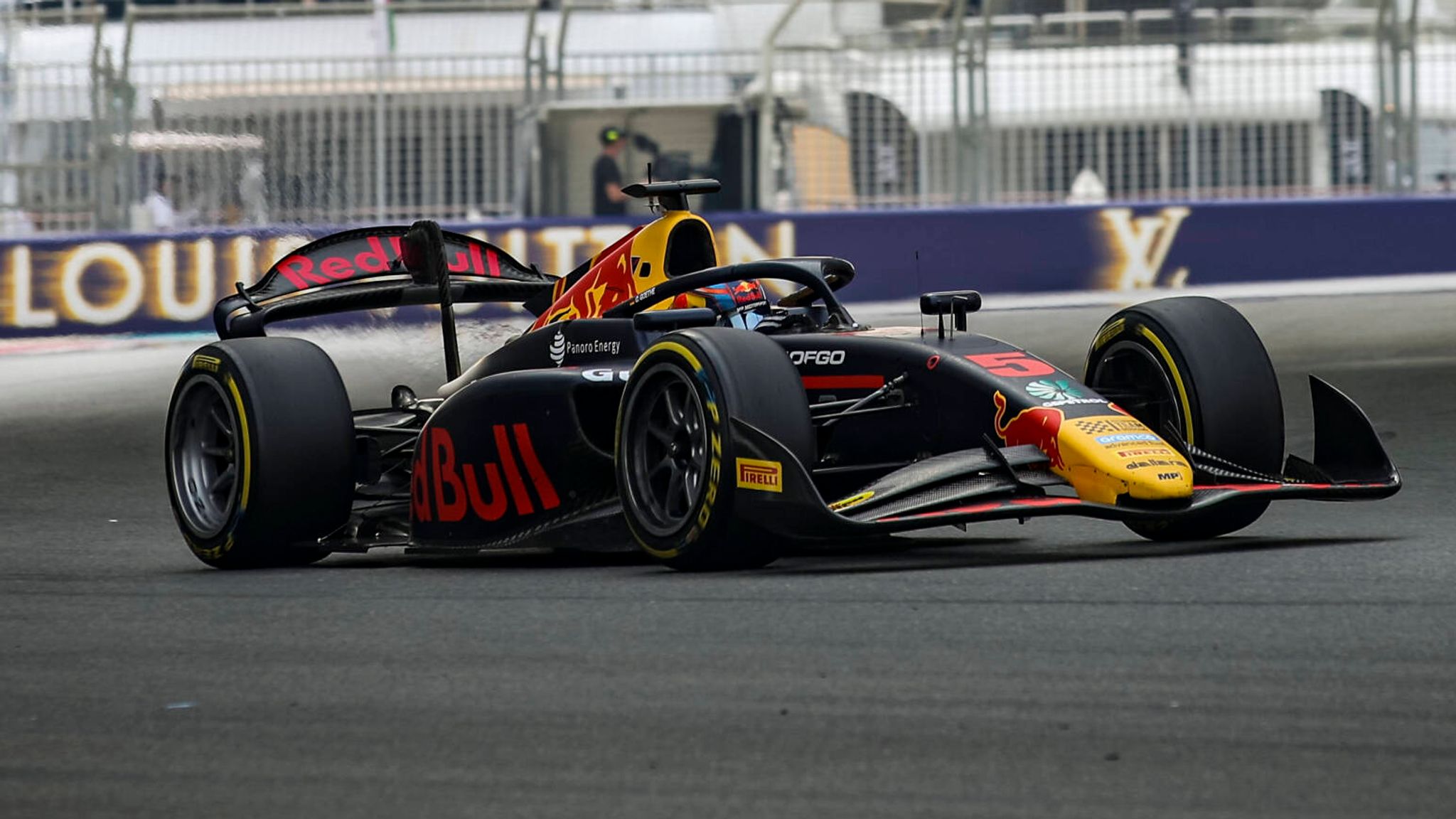 Oliver Goethe punktet stark beim Finale der Formel 2 | Formel 1 News ...