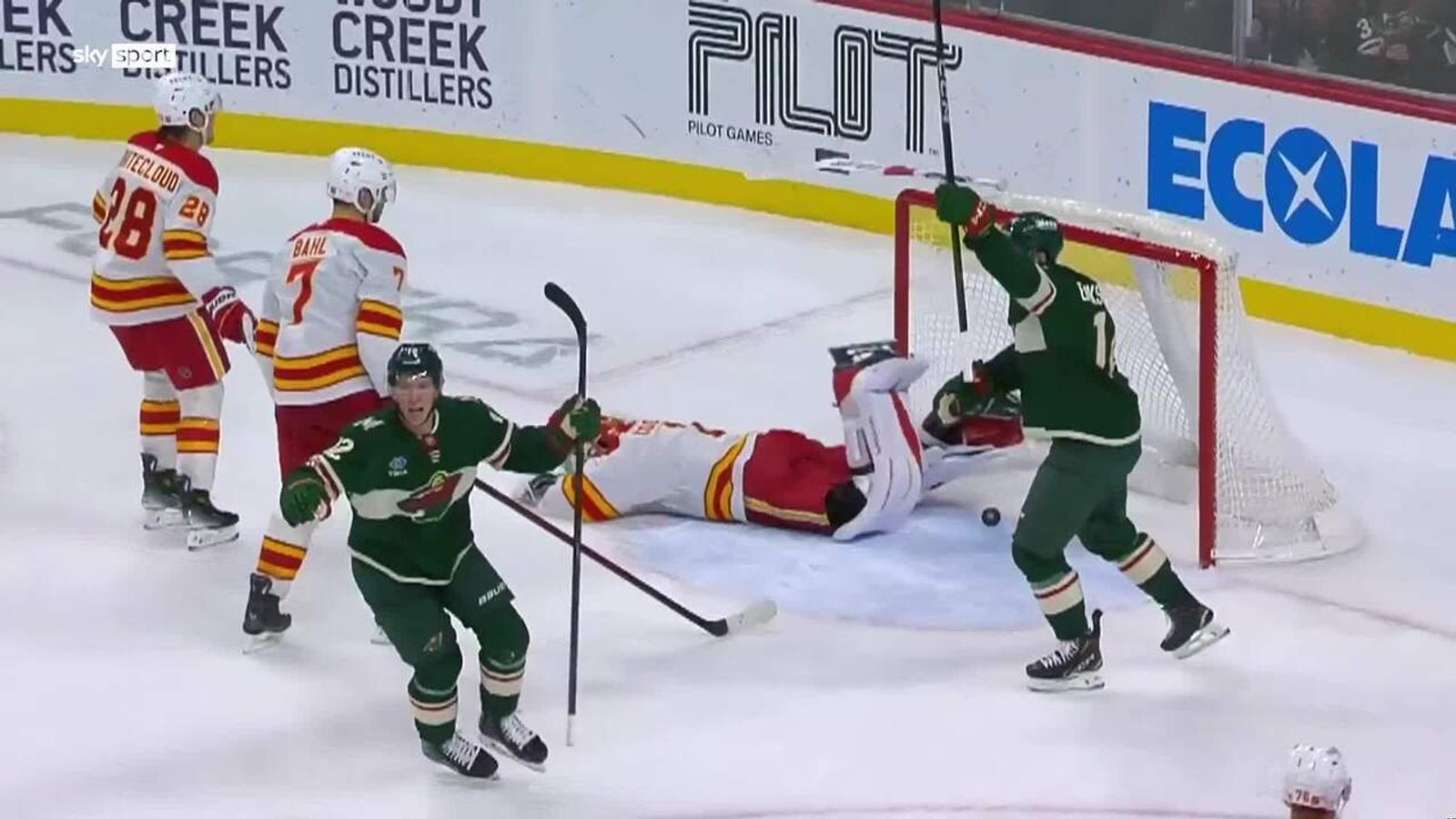 Minnesota gewinnt deutlich gegen Flames - Sturm bleibt blass | NHL News ...