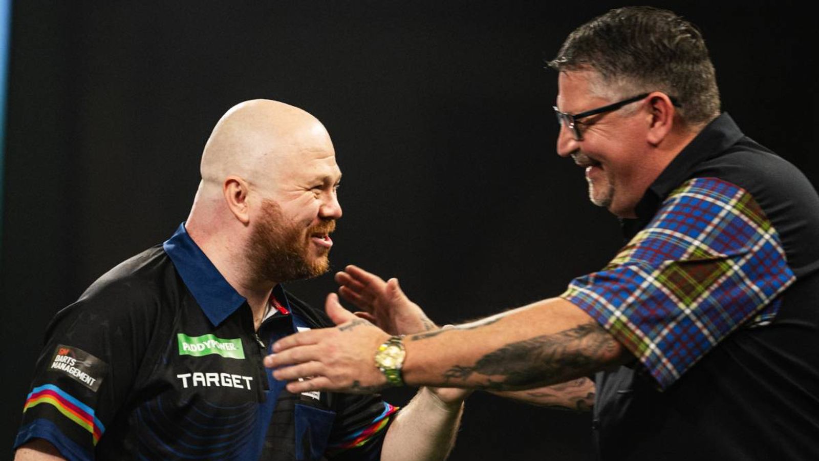 Gary Anderson und Ryan Searle erreichen Halbfinale bei der Darts-WM ...