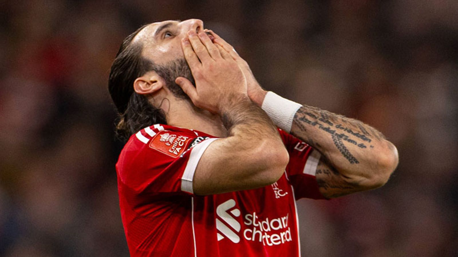 Dominik Szoboszlai mit kuriosem Fauxpas bei Liverpool-Sieg | Fußball ...