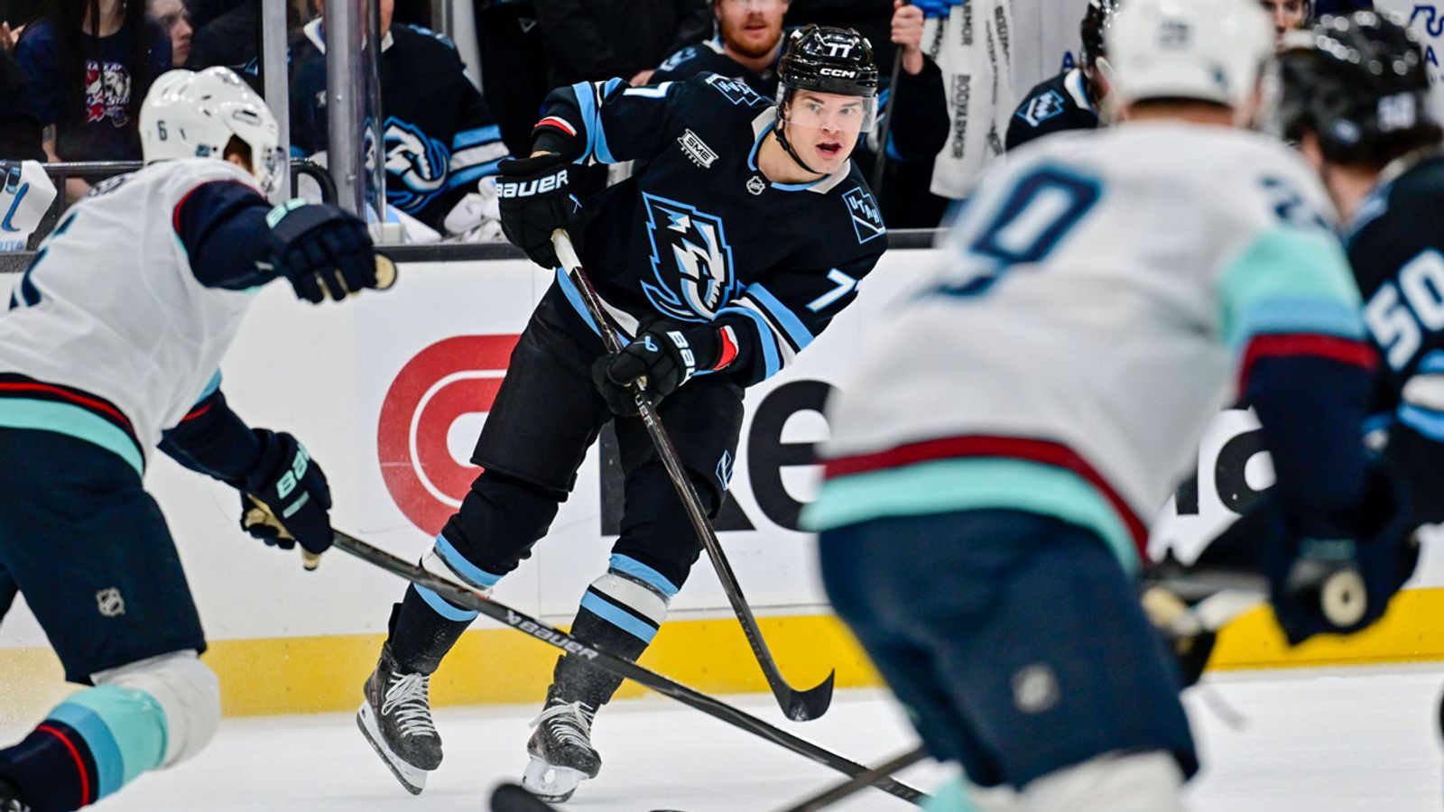 Utah Mammoth gewinnt in der NHL bei den Nashville Predators || John ...