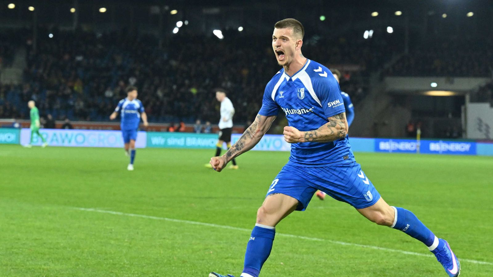 2. Bundesliga HEUTE LIVE auf Sky Sport: Übertragung 19. Spieltag ...