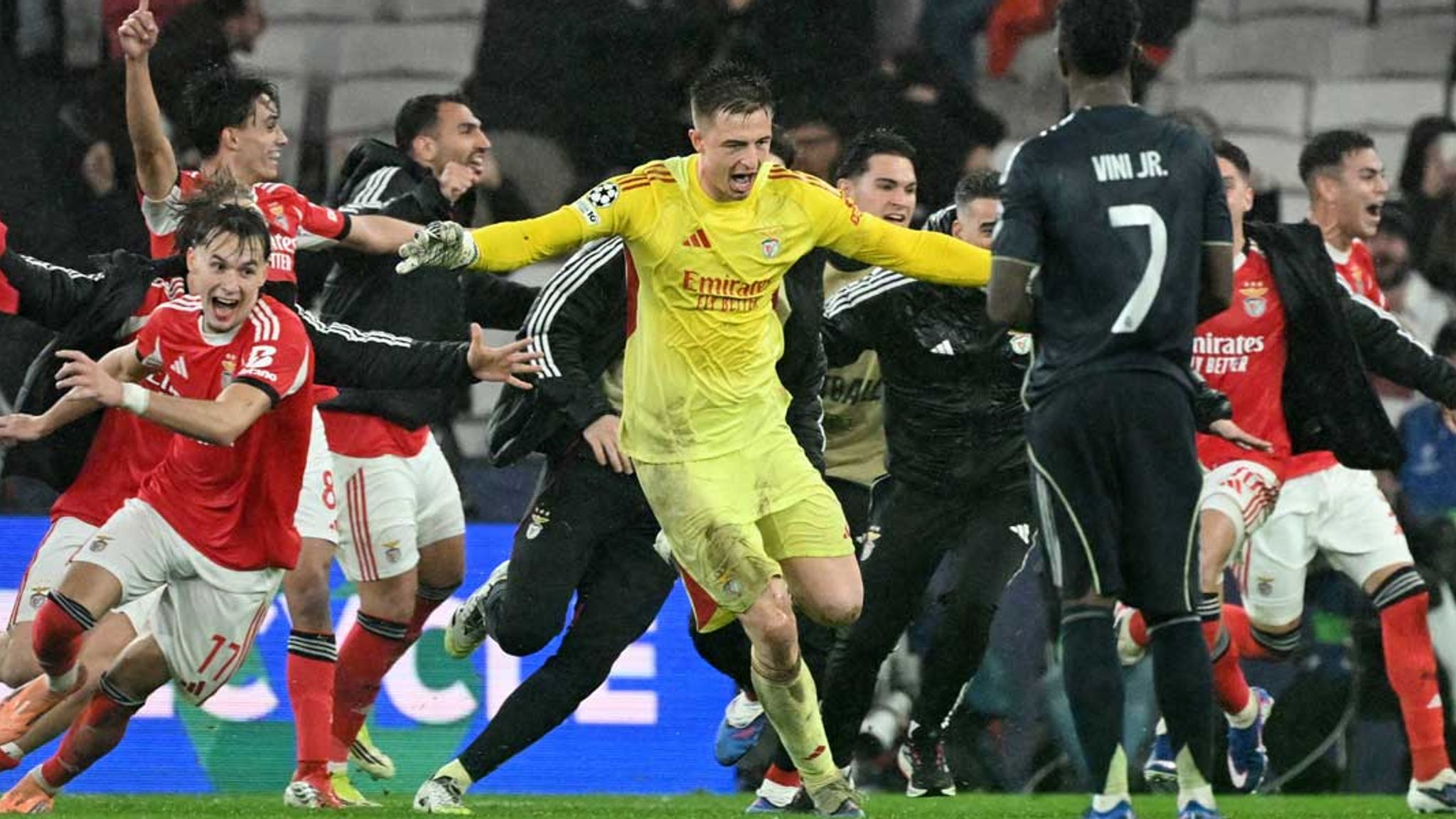 Portugals Presse bejubelt Benficas Sieg gegen Real Madrid | Fußball ...