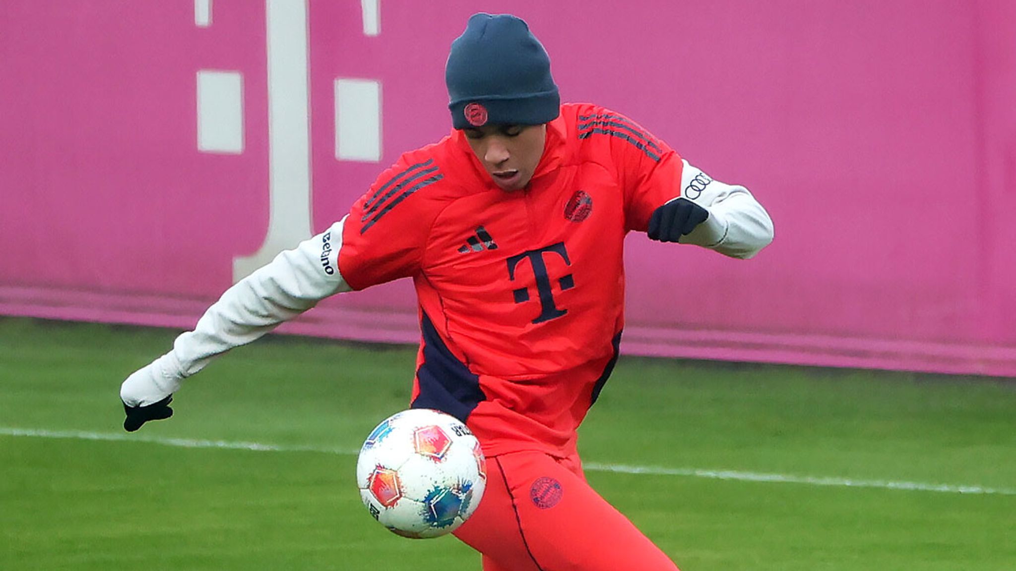 Jamal Musiala spricht über Comeback beim FC Bayern | Fußball News | Sky ...