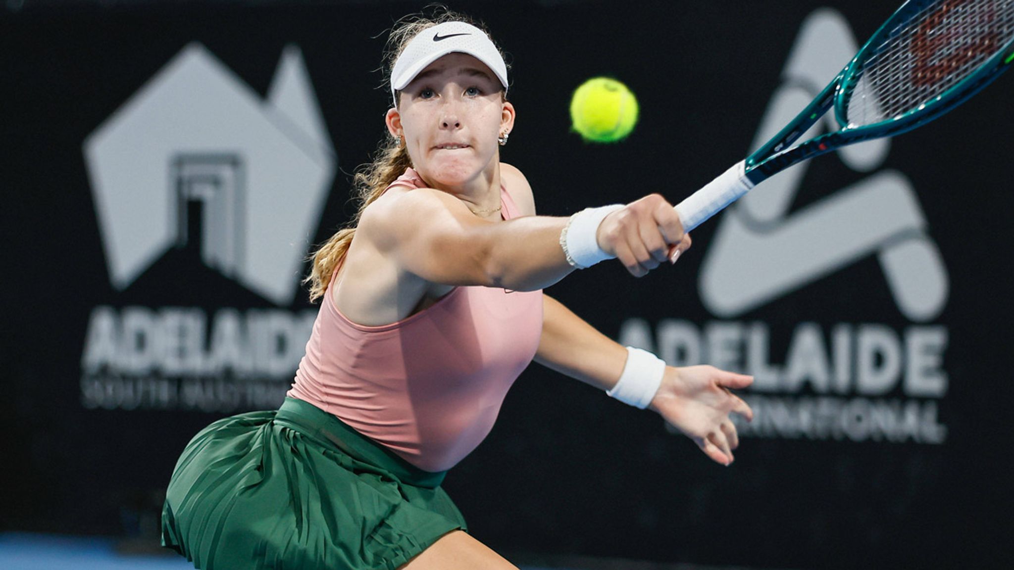 Jakub Mensik gewinnt ATP-Turnier in Auckland - Mirra Andreeva ...