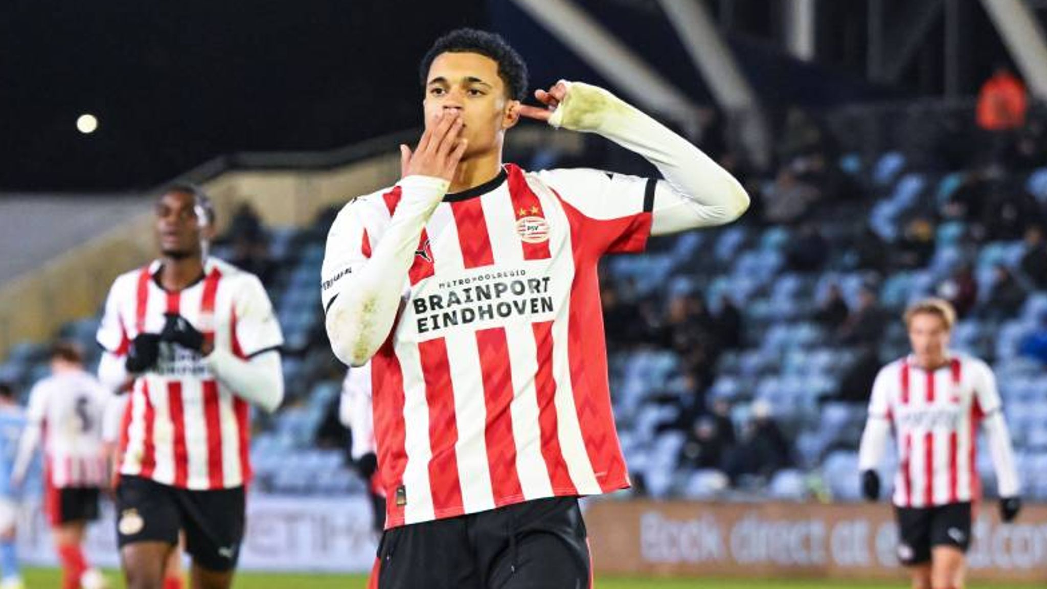 RB Leipzig mit Eindhoven-Talent Ayodele Thomas einig | Transfer Centre ...