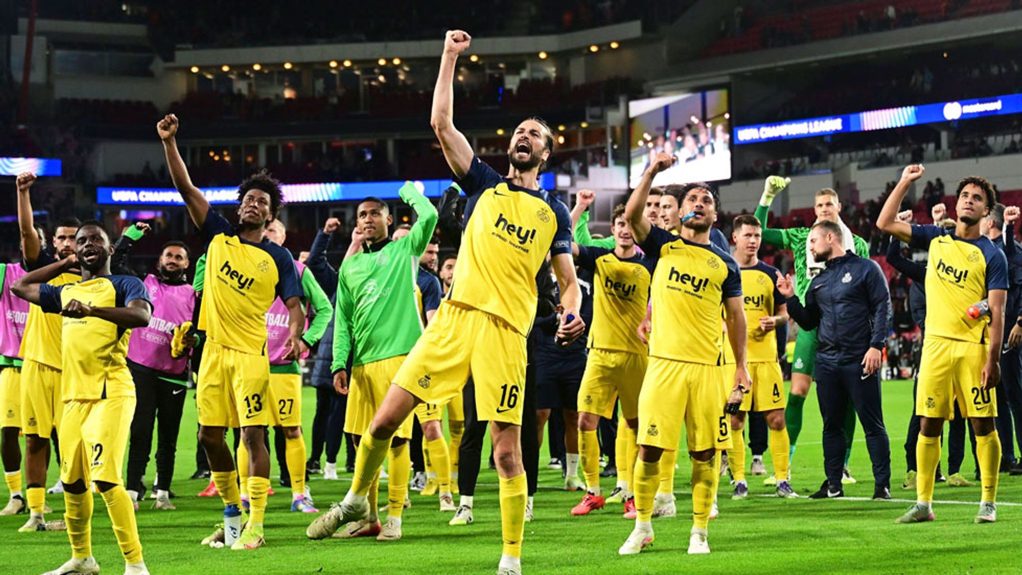 Saint-Gilloise ist der etwas andere Gegner des FC Bayern München ...