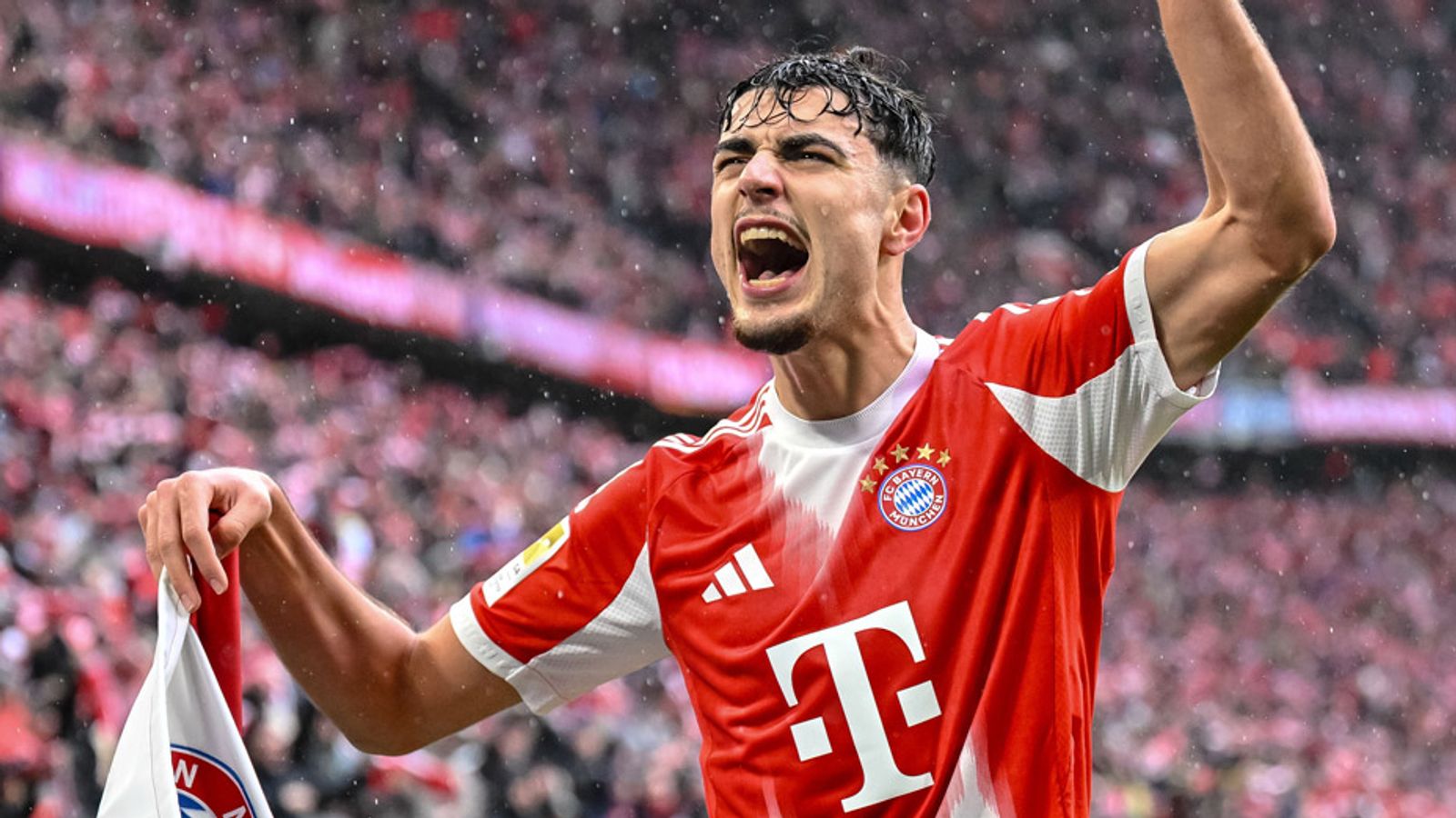 Aleksandar Pavlovic ist bei Bayern eine feste Größe - Matthäus zieht ...
