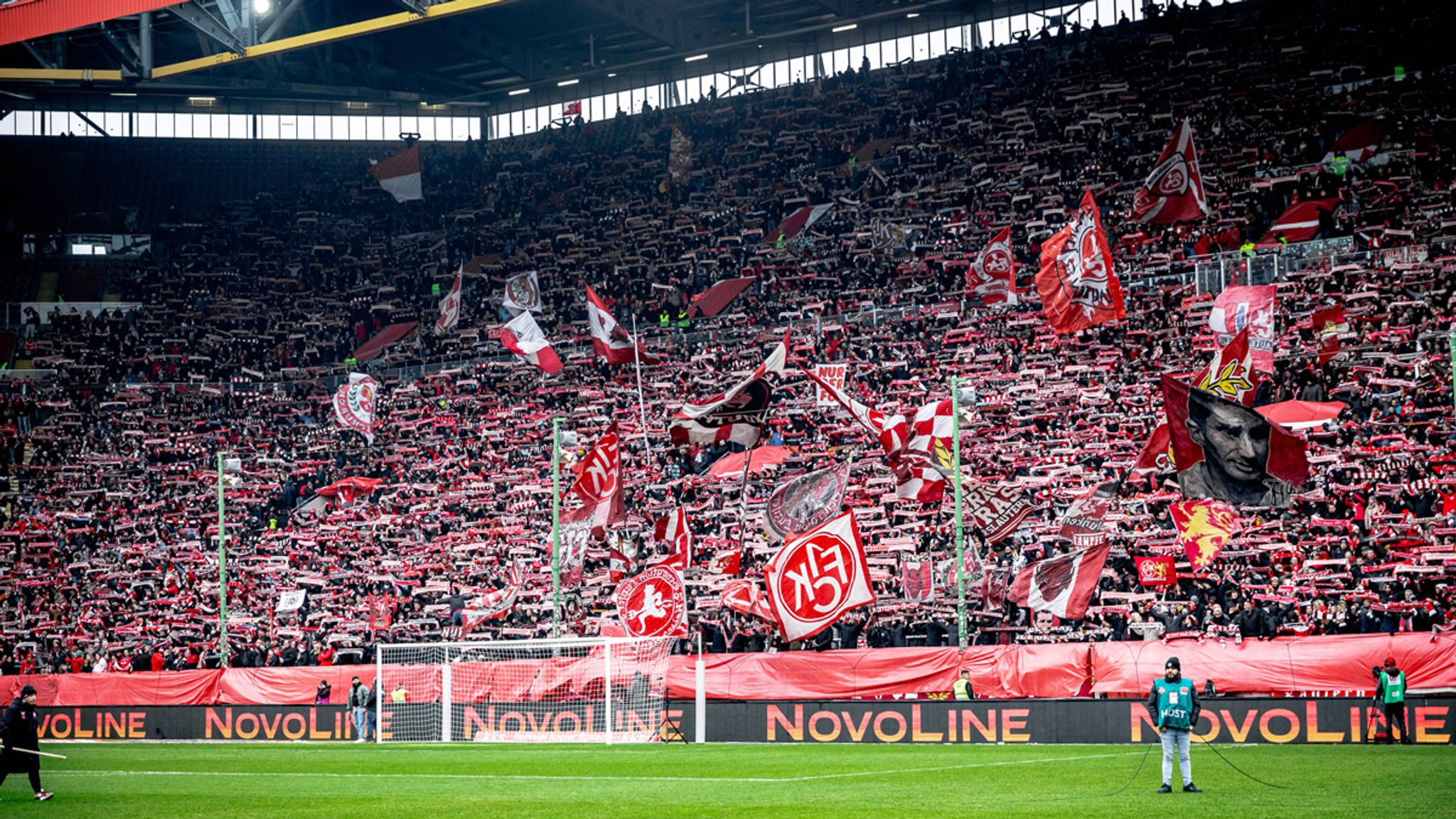 Valentin Helou zieht sich beim 1. FC Kaiserslautern zurück | Fußball ...