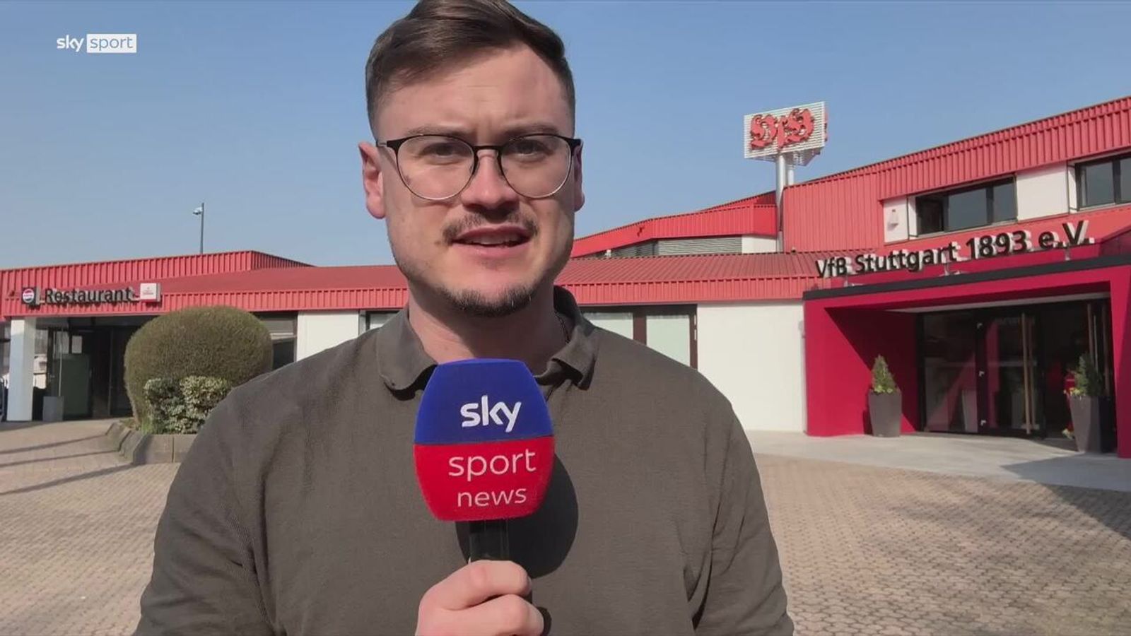 VfB legt XXL-Preisschild für Innenverteidiger fest | Fußball News | Sky ...