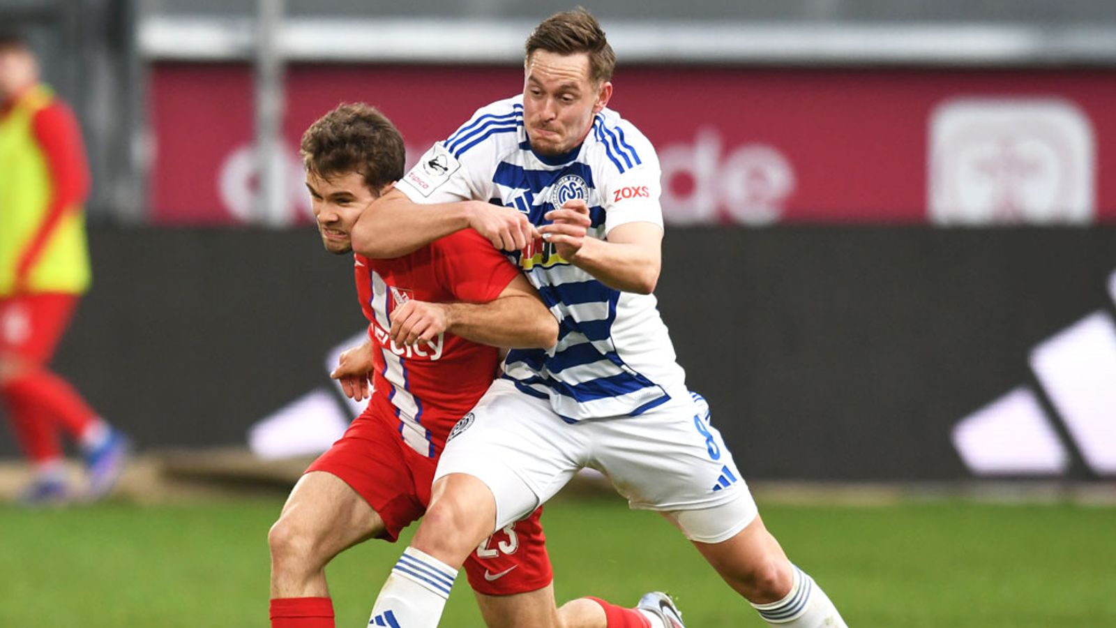 Der MSV Duisburg teilt in der 3.Liga die Punkte mit TSV Havelse ...