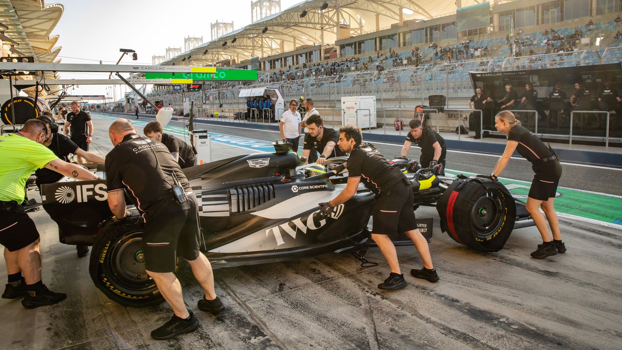 Formel 1 live im Stream: Pitlane Channel zum Rennen auf Sky | Formel 1 ...