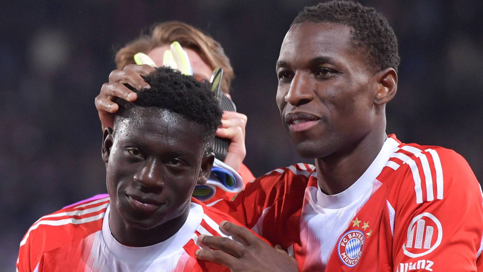 Bara Sapoko Ndiaye vom FC Bayern fährt mit Senegal zur WM | Fußball ...